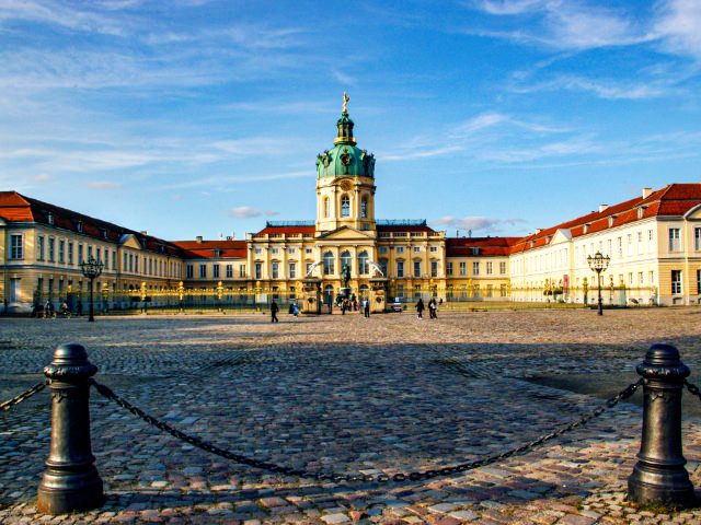 Ihre Filiale Berlin-Sophie-Charlotte-Platz | Deutsche Bank