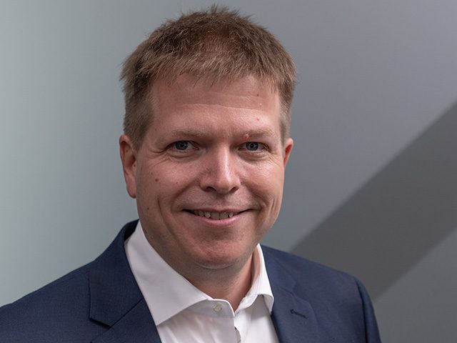 results. KundenProjekt – ISA-TRAESKO GmbH: Verantwortung in der ...